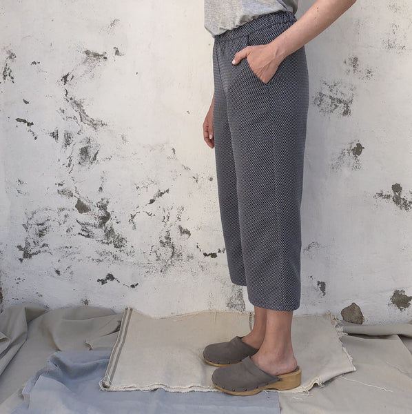 SISÄ WOMAN – Sisä Patterns.